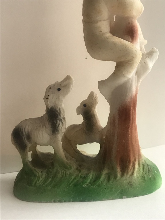 Figur porselen, gutt og 2 hunder - Epla