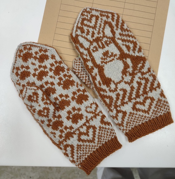 Corgi votter, oppskrift - Epla