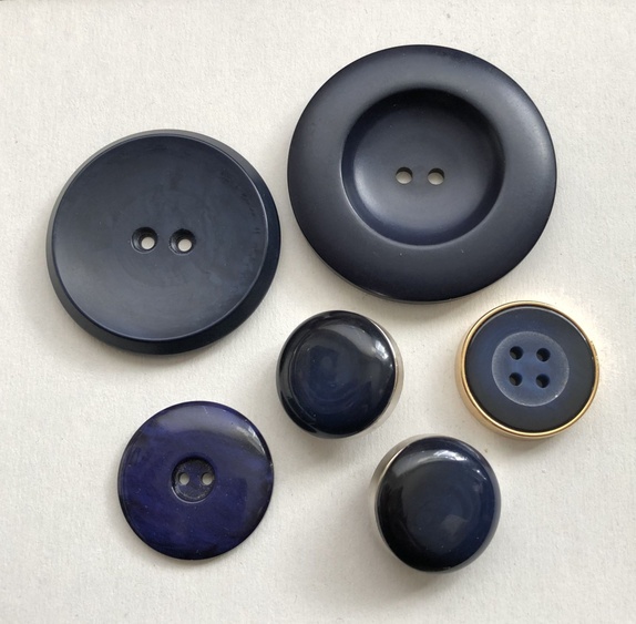 Knapper blå nye og gamle - Epla