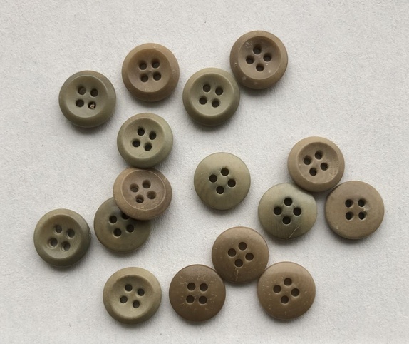 Vintage små knapper olivengrønne og beige - Epla