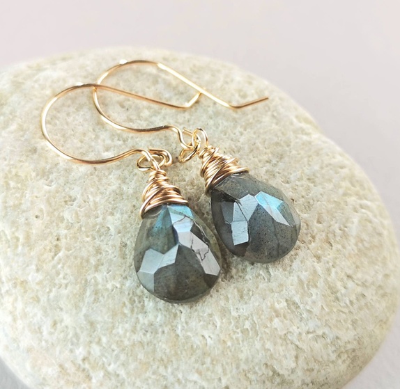 Gulløredobber - labradoritt - Epla