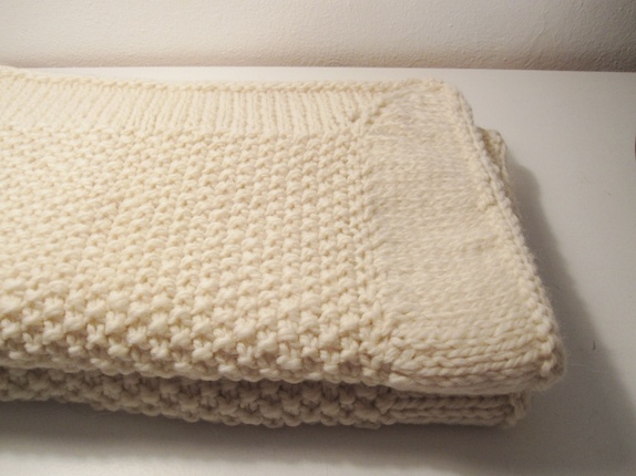 Tykt babyteppe i økologisk ull. - Epla