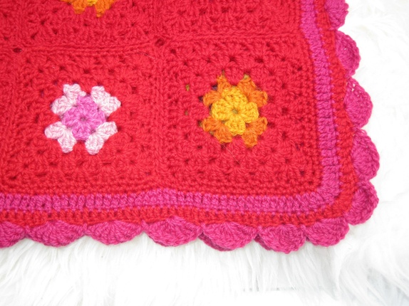 Heklet teppe/pledd. - Epla