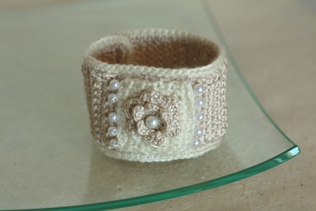 Heklet armbånd "lys blomst" - Epla