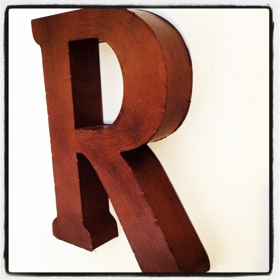 Bokstaven 'R' for (reservert) - Epla