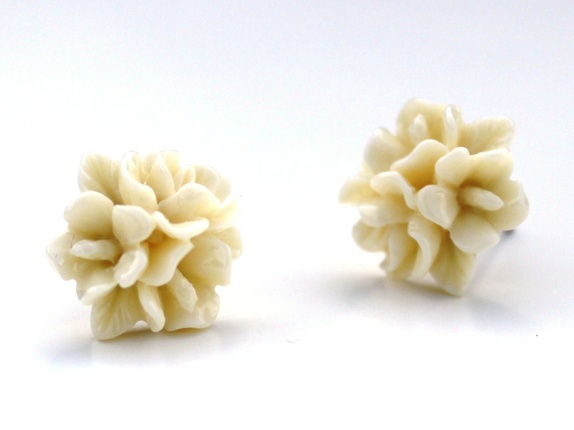 KREMHVITE ørepynt - Epla