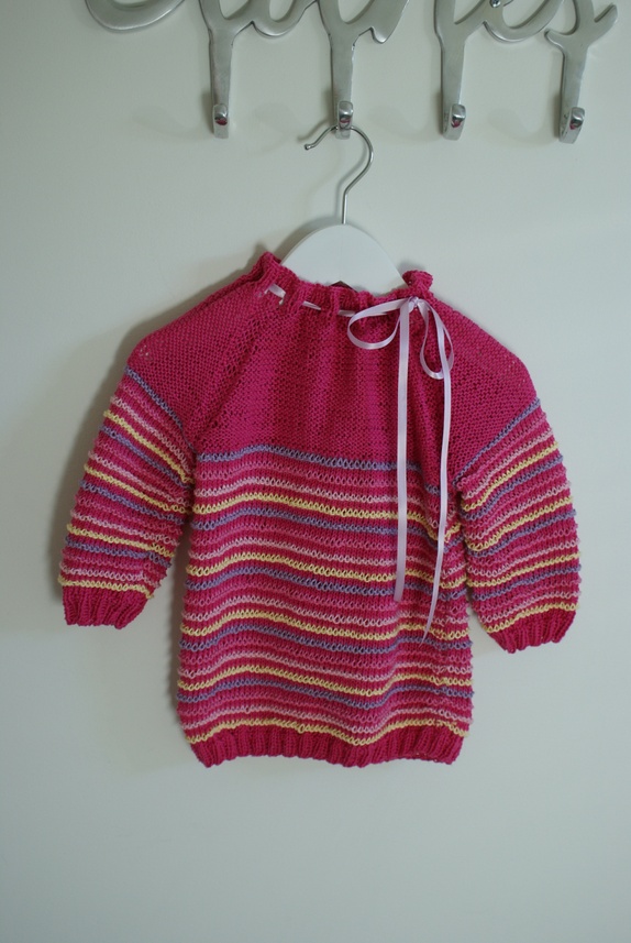 Tilbud! Fargerik genser. Før 450kr - Epla