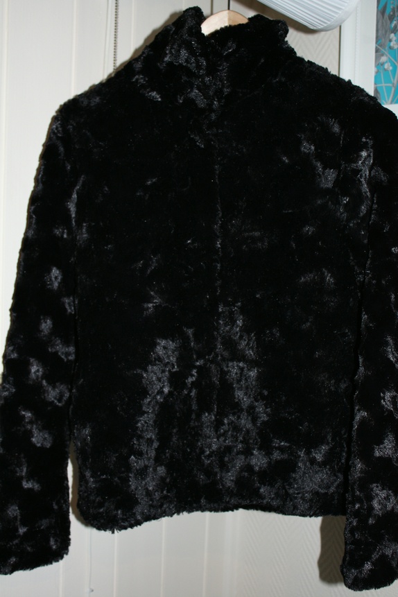 Sort "pels"jakke - Epla