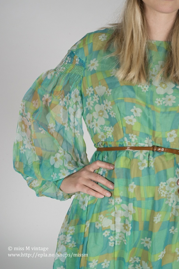 Fargerik hippie 60-talls kjole - Epla