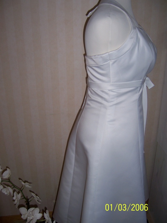 SALG! Stilren Halter neck brudekjole,str 42 Ubrukt - Epla