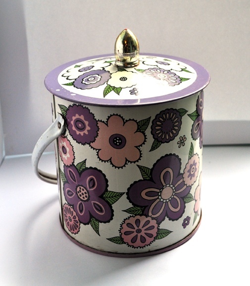 Retro boks med hank - Epla