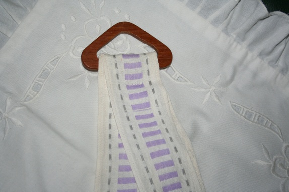 Retro brettholder i nydelig lys lilla - Epla