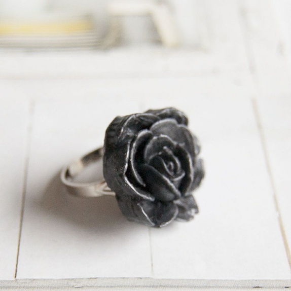 Svart rose - ring - Epla