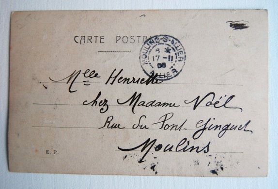 Postkort med gutt som har sovnet. - Epla