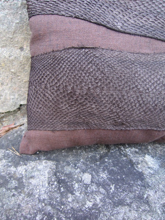 Lakseskinn Pute - Epla