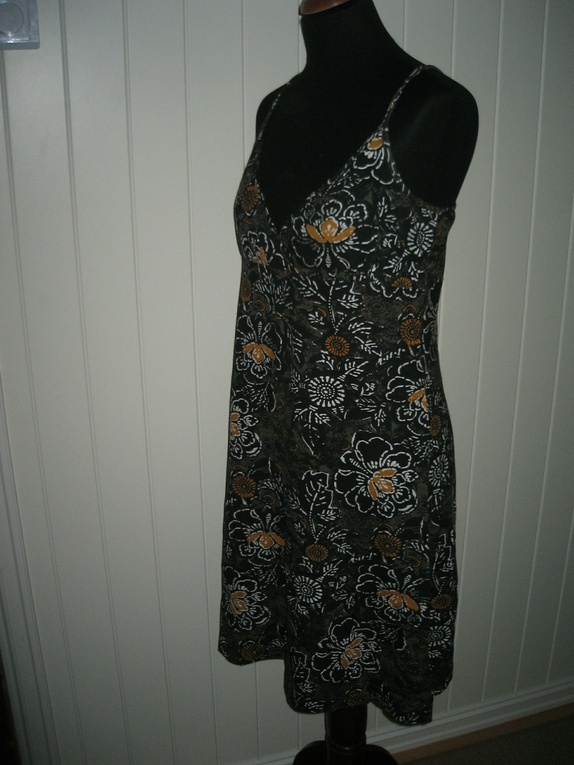 Elastisk stroppekjole i bomull, str 38 - Epla