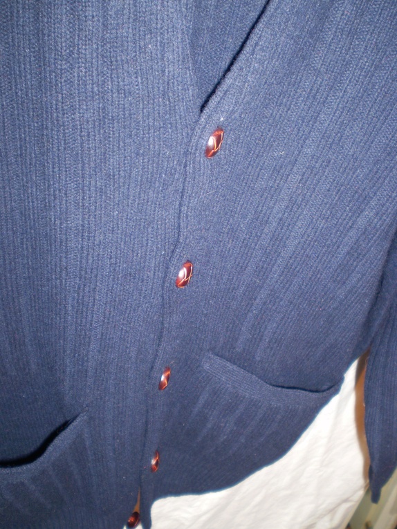 Myk cardigan i ren nyull - Epla