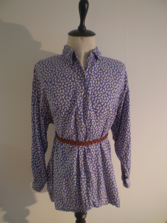 SALG Bluse med sløyfemønster, str 40 - Epla