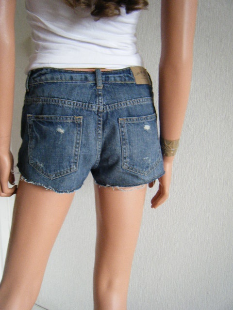 Dongerishorts str 36 - Epla