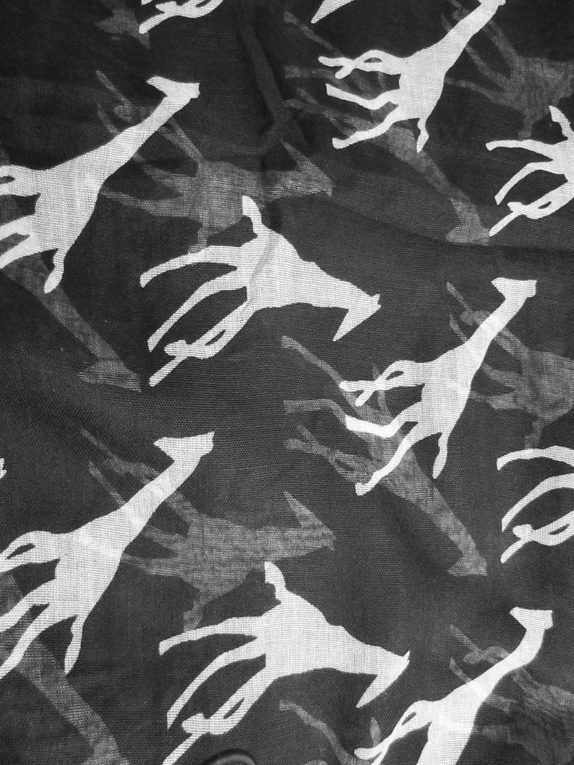 Nytt skjerf med sjiraff motiv - Epla