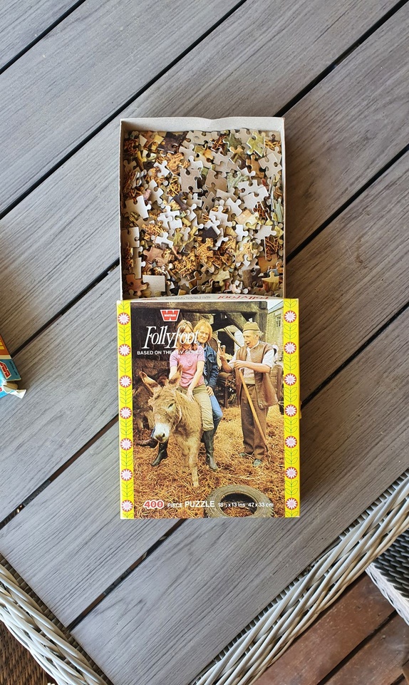 Vintage puslespill Follyfoot + 1 med spansk motiv. - Epla