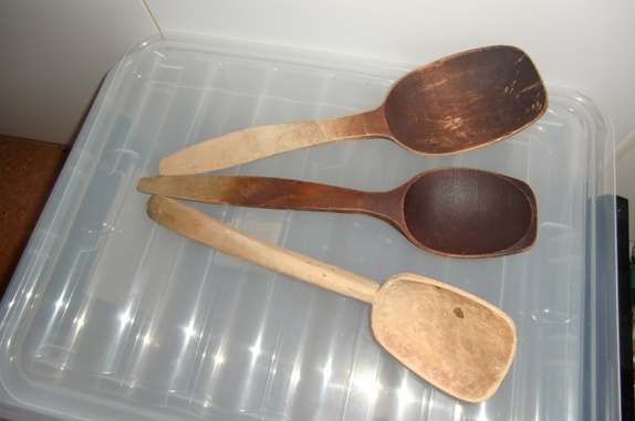 3 gamle tresleiver. - Epla