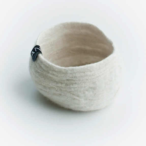 TEKSTILFORM, kvit no2 - Epla