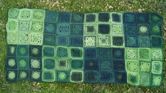 Januarsalg! Heklet pledd, -30% - Epla