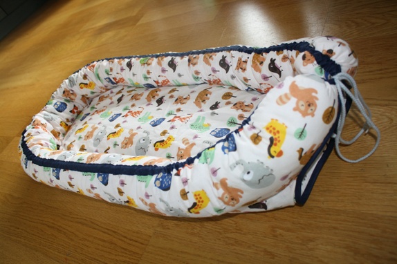 Babynest med søte dyr - Epla