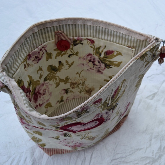 Stor toalettmappe. - Epla