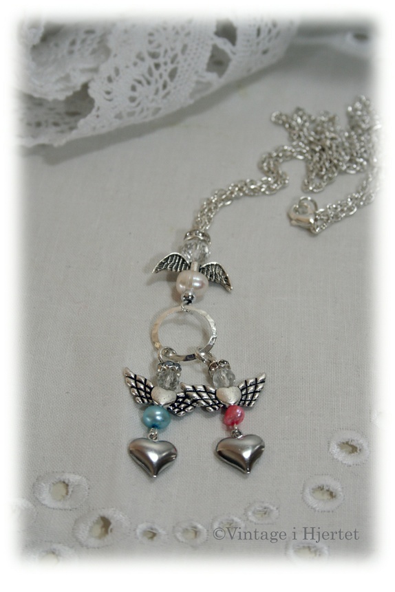 "Mine englebarn" (to englebarn!) - Epla