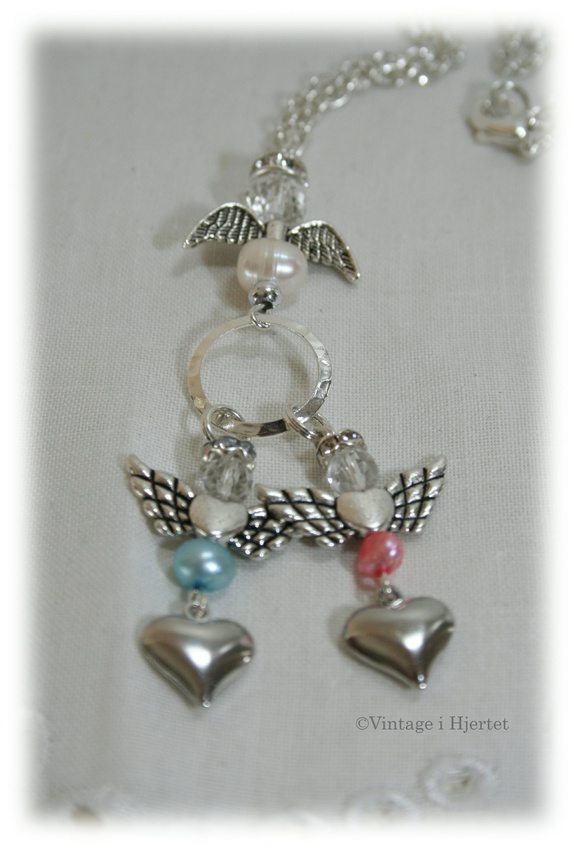 "Mine englebarn" (to englebarn!) - Epla