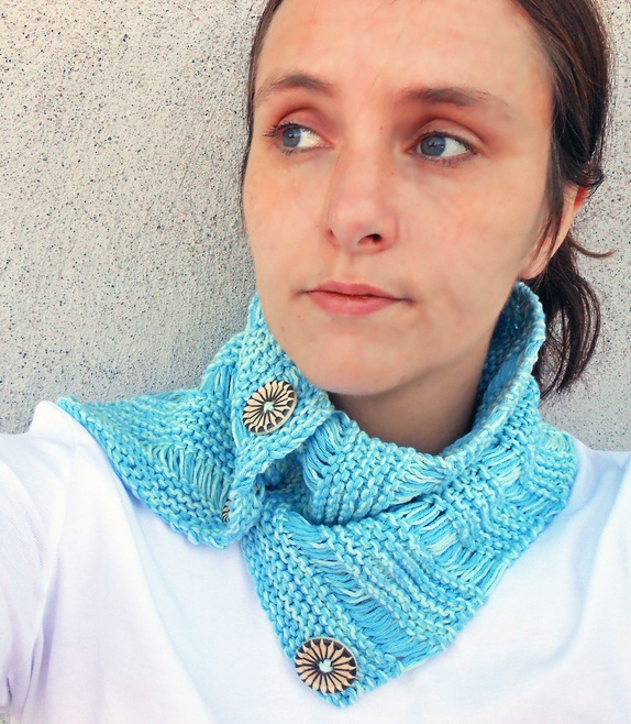 Blå og mintgrønn hals - Epla