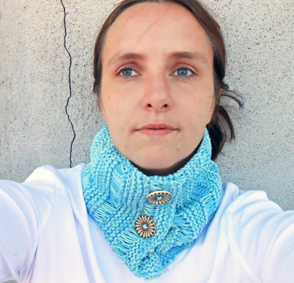 Blå og mintgrønn hals - Epla