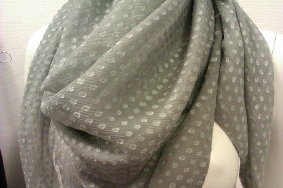 SALE! "Dotty" scarf, grey 300,- - Epla