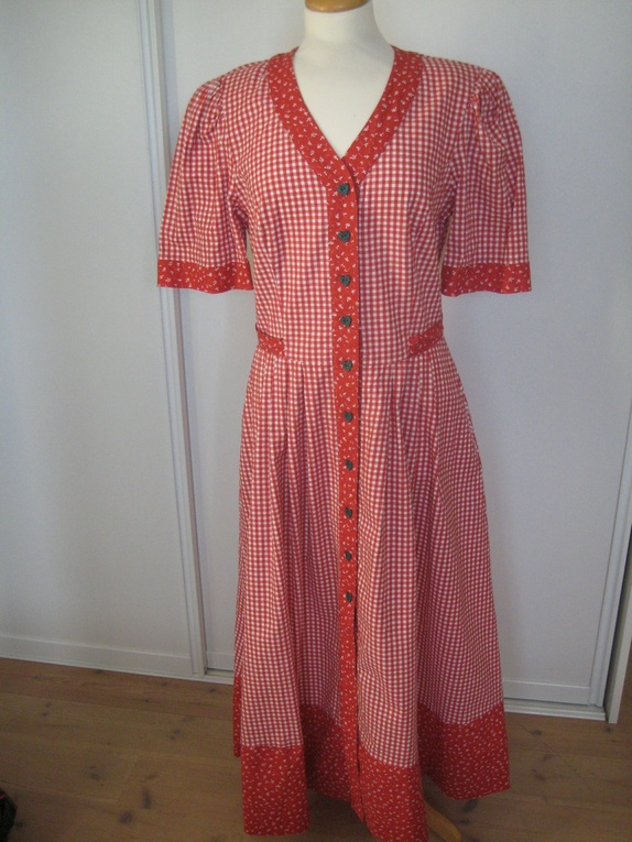 Kjole fra 80-tallet, str 40 - Epla