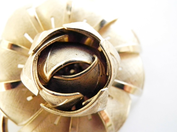 vintage brosje, gull rose - Epla