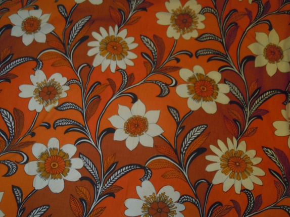 Oransje blomstrete retro stoff - Epla