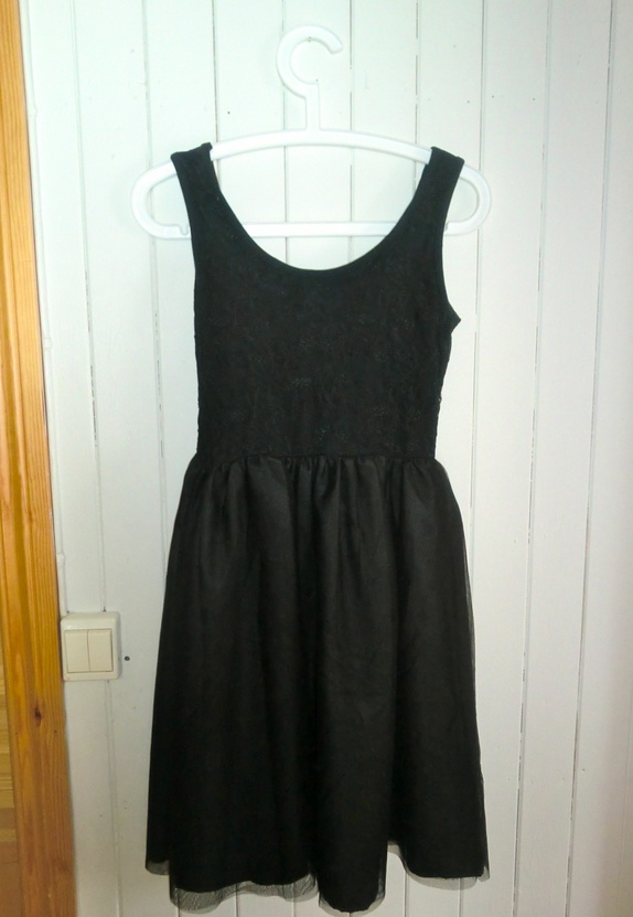 Flott, svart kjole. Str. 36. - Epla