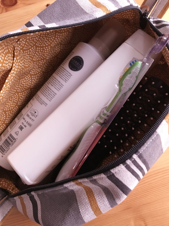 TOALETTVESKE / TOALETTMAPPE - Epla