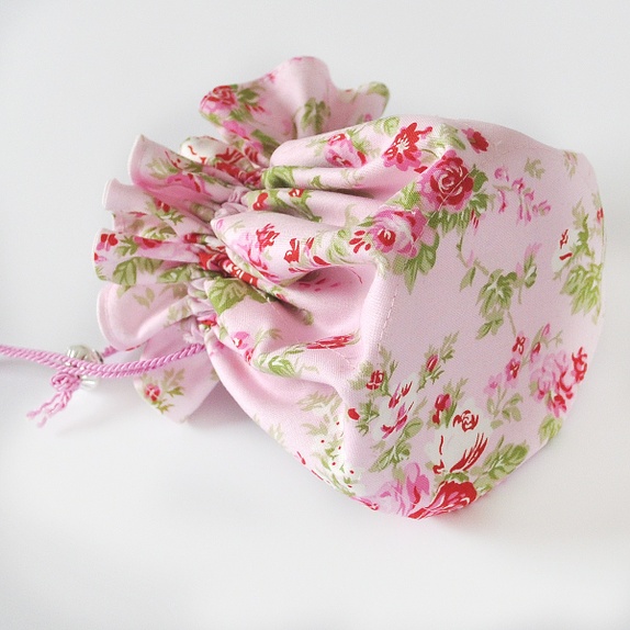 Smykkepung som det dufter romantikk av - Epla