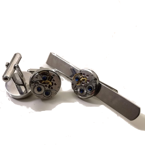 Mansjettknapper og slipsnål av vintage urverk, med blå swarovski krystaller - Epla