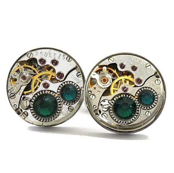 Steampunk mansjettknapper - med grønne Swarovski-krystaller. - Epla