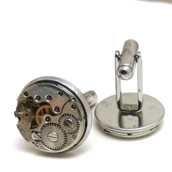 JANUARSALG. Mansjettknapper av vintage urverk - Epla