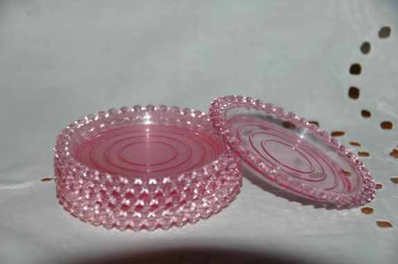 Rosa bordskånere i plast - seks stk. - Epla