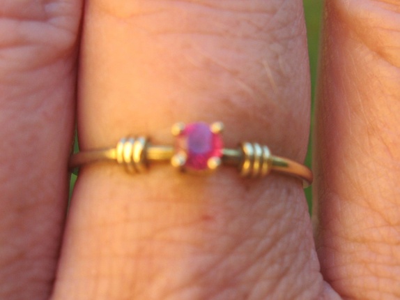 Ring i ekte gull... - Epla