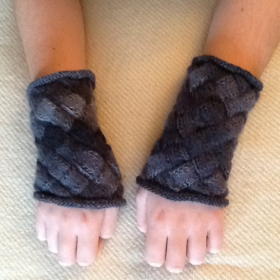 Pulsvanter i kontstrikk - Epla