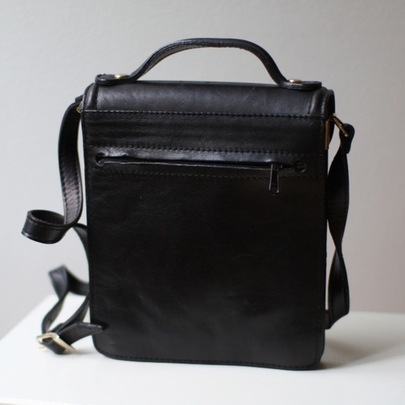 Trendy vintage skulderveske i sort skinn - Epla