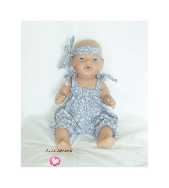 Dukkeklær til dukke,40- 43 cm-reservert kunde - Epla