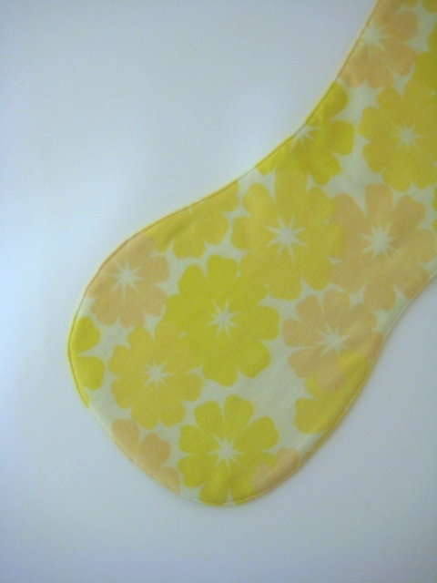 Gulpeklut / koseklut- gule blomster - Epla